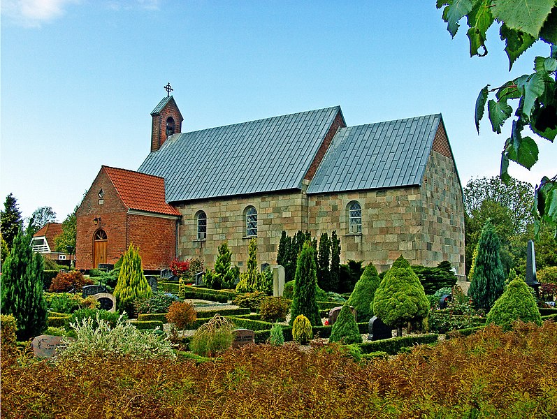 Ølst Kirke - Lavendla